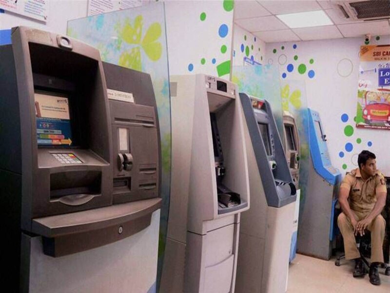 AC at ATM Counter: କାହିଁକି ଏଟିଏମ କାଉଣ୍ଟର ଠାରେ ଲାଗିଥାଏ ଏସି? ଜାଣନ୍ତୁ ଏହାର ...