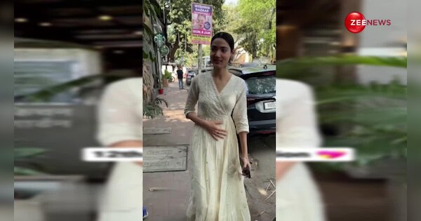 people went crazy after seeing the beauty of medha shankr of the failed ...