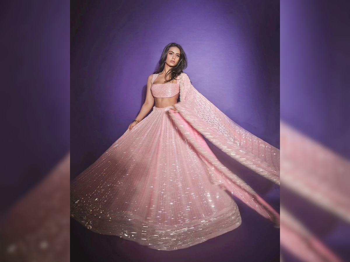 Kajol share daughter Nysa Devgan picture in Manish Malhotra lehenga see ...