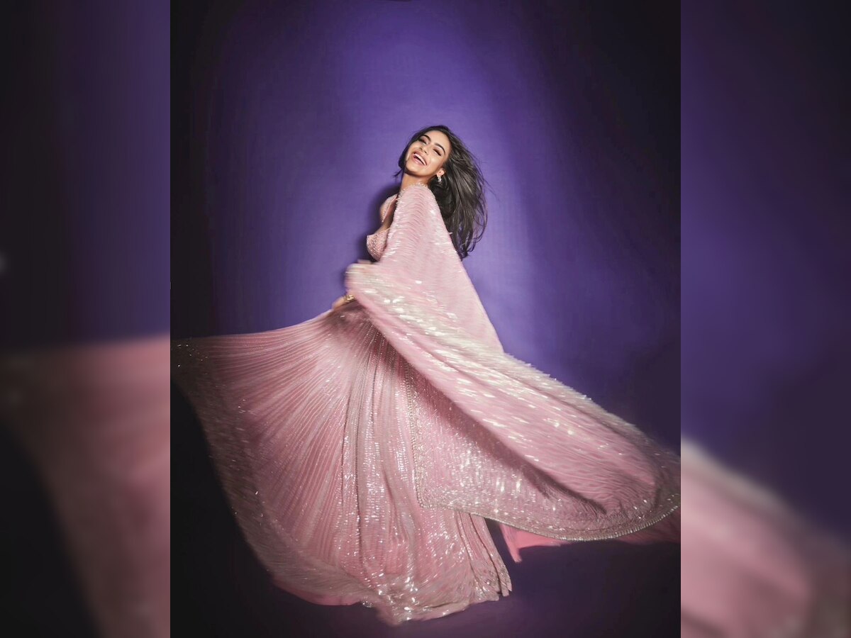 Kajol share daughter Nysa Devgan picture in Manish Malhotra lehenga see ...