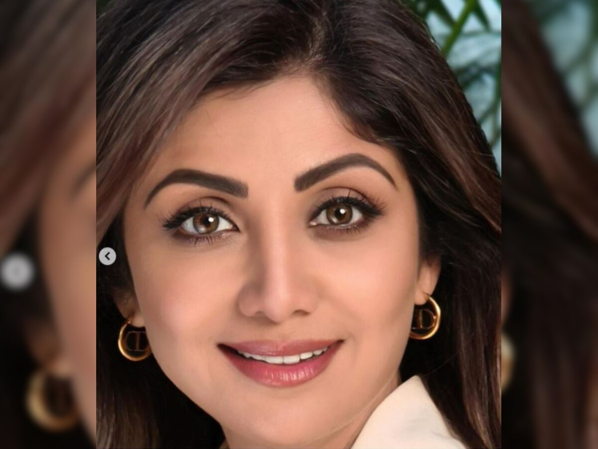 शिल्पा शेट्टी के ये लुक्स हैं बेहद ग्लैमरस, तस्वीरें देख उड़ जाएंगे होश