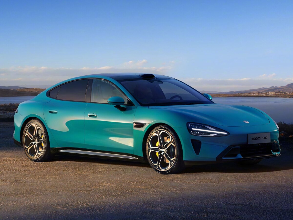 xiaomi first electric car su7 details with speed । इसे कार कहें या तूफान? 2.78 सेकंड में छू लेती ...