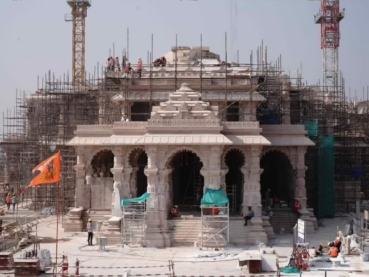 Ayodhya Dham shining from wall painting to sand sculpture before Ram ...