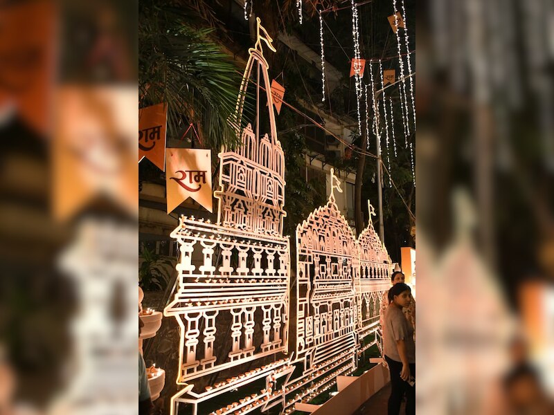 Mukesh Nita Ambani Mumbai house Antilia decoration for Ram Mandir Pran ...