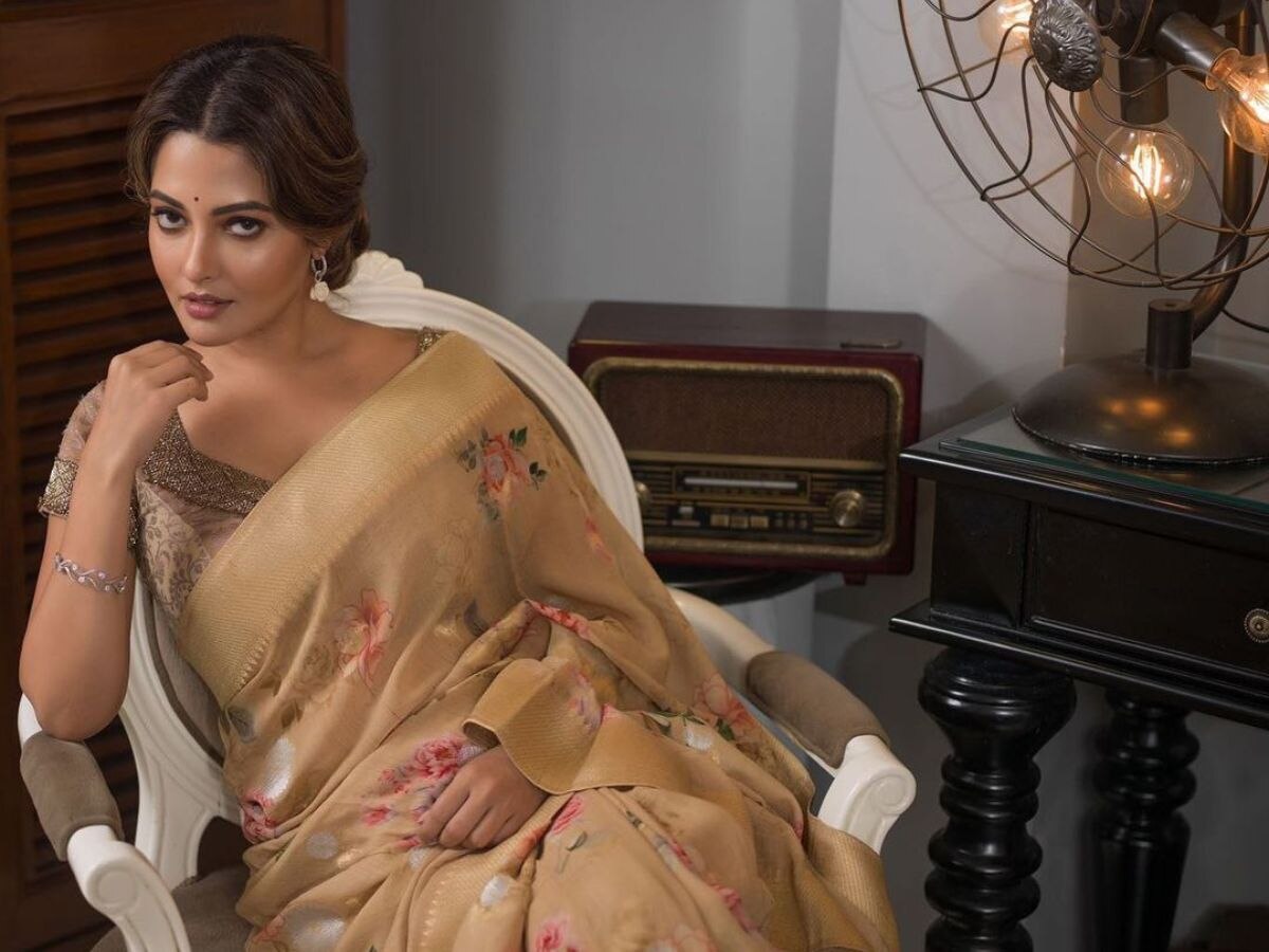 Riya Sen Birthday actress belongs to royal family career reignites ...