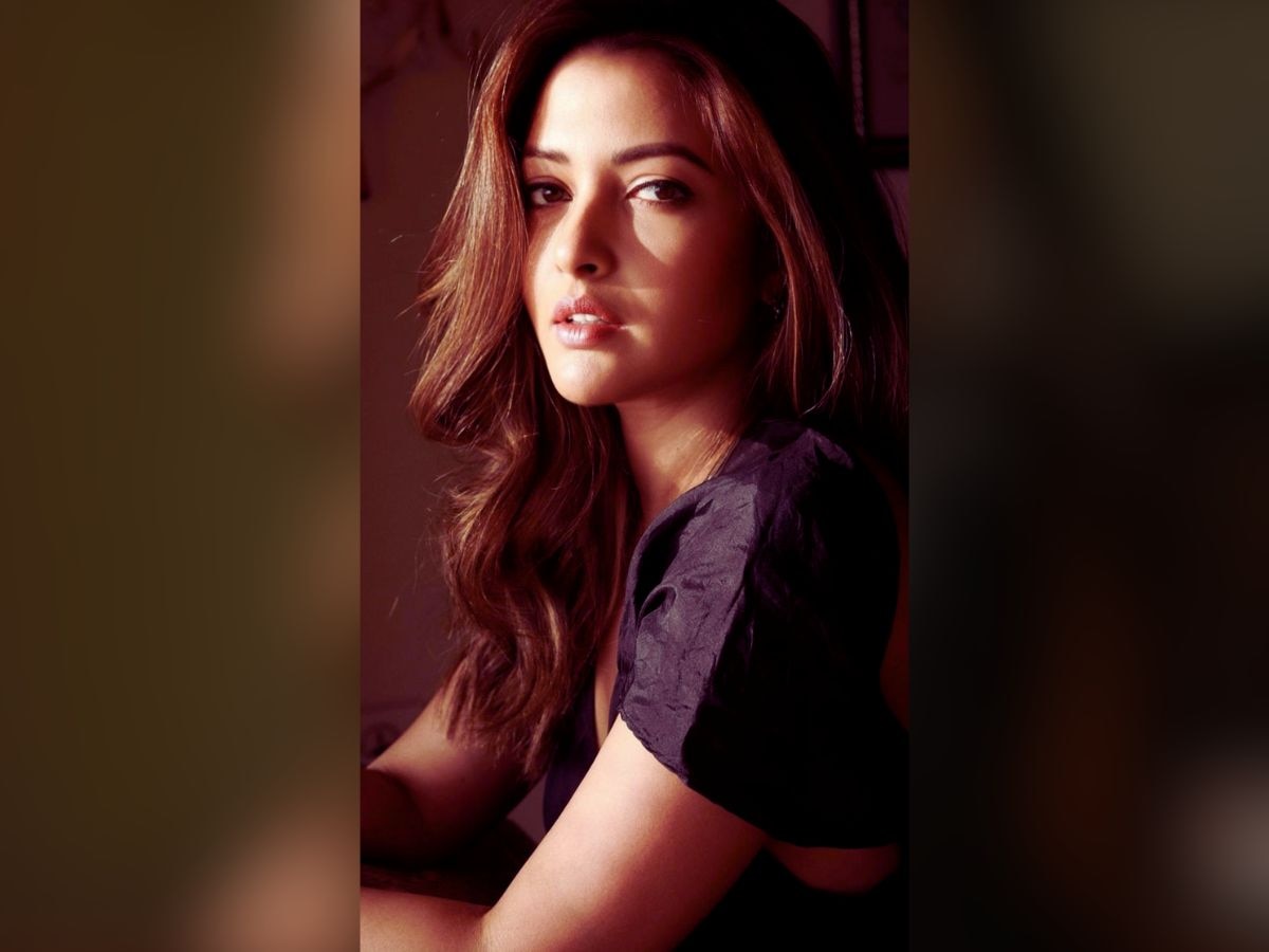 Riya Sen Birthday: रिया सेन, रिमी सेन, रीमा सेन, राइमा सेन को लेकर क्या ...