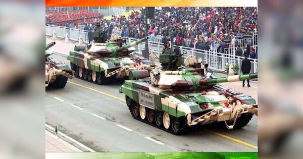 Republic Day 2024 Parade T90 Bhishma tank landed on duty line right ...