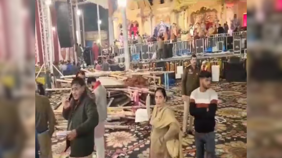 kalka ji mandir delhi accident one die and four injured in stage ...