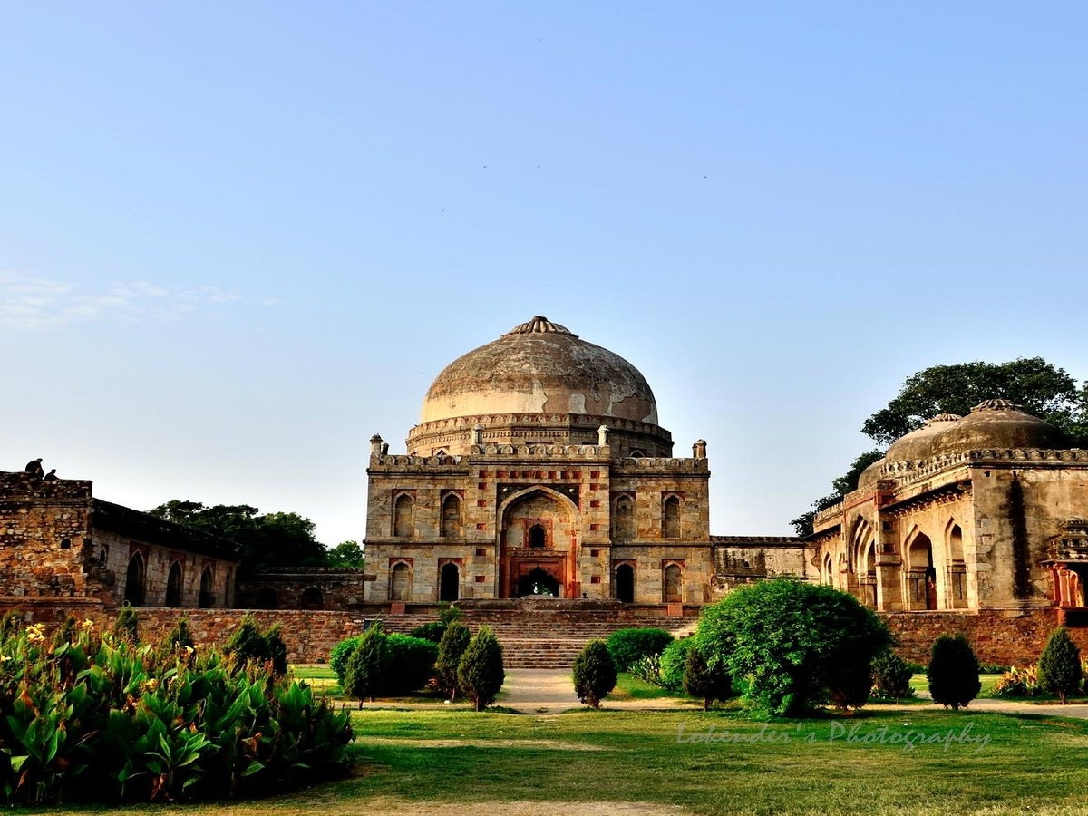 Best Places In Delhi For Valentine Day Valentine Day 2024 अपने पार्टनर के साथ वैलेंटाइन डे पर