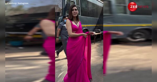 sensual kriti sanon backless blouse on pink saree looks super amazing ...