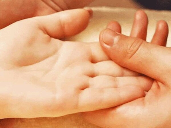 palmistry people who have these 2 lines in their hands are lucky in ...