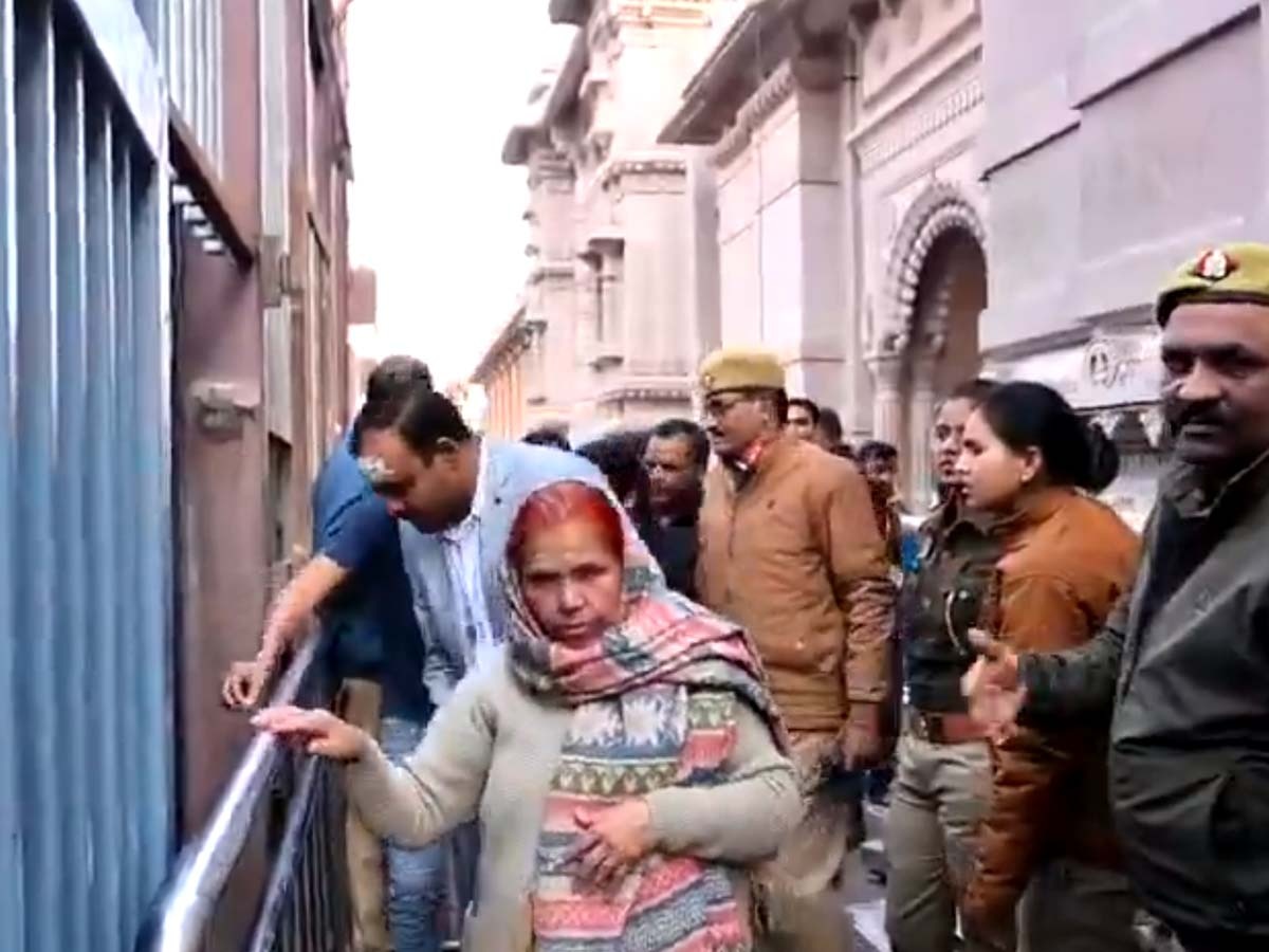 Gyanvapi Tehkhana Puja Photos Worship started in temple after decision ...