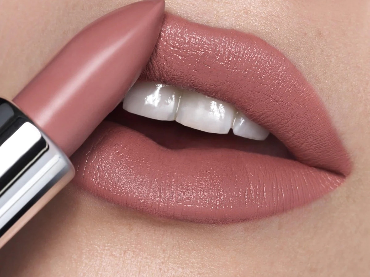 trendy lipstick shades are best for office look try them | ऑफिस लुक के ...