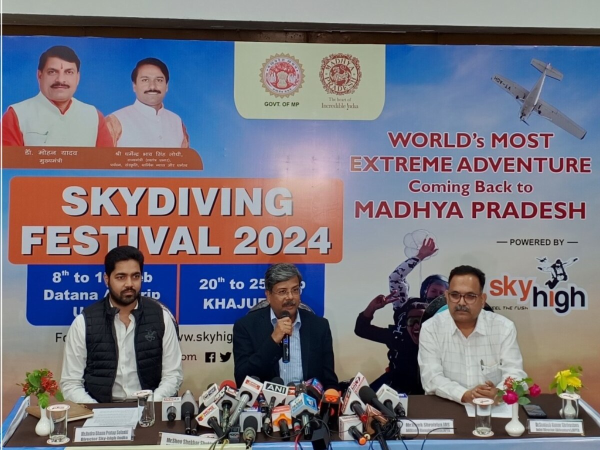 mp tourism be ready for adventure sky diving festival ujjain 50th ...