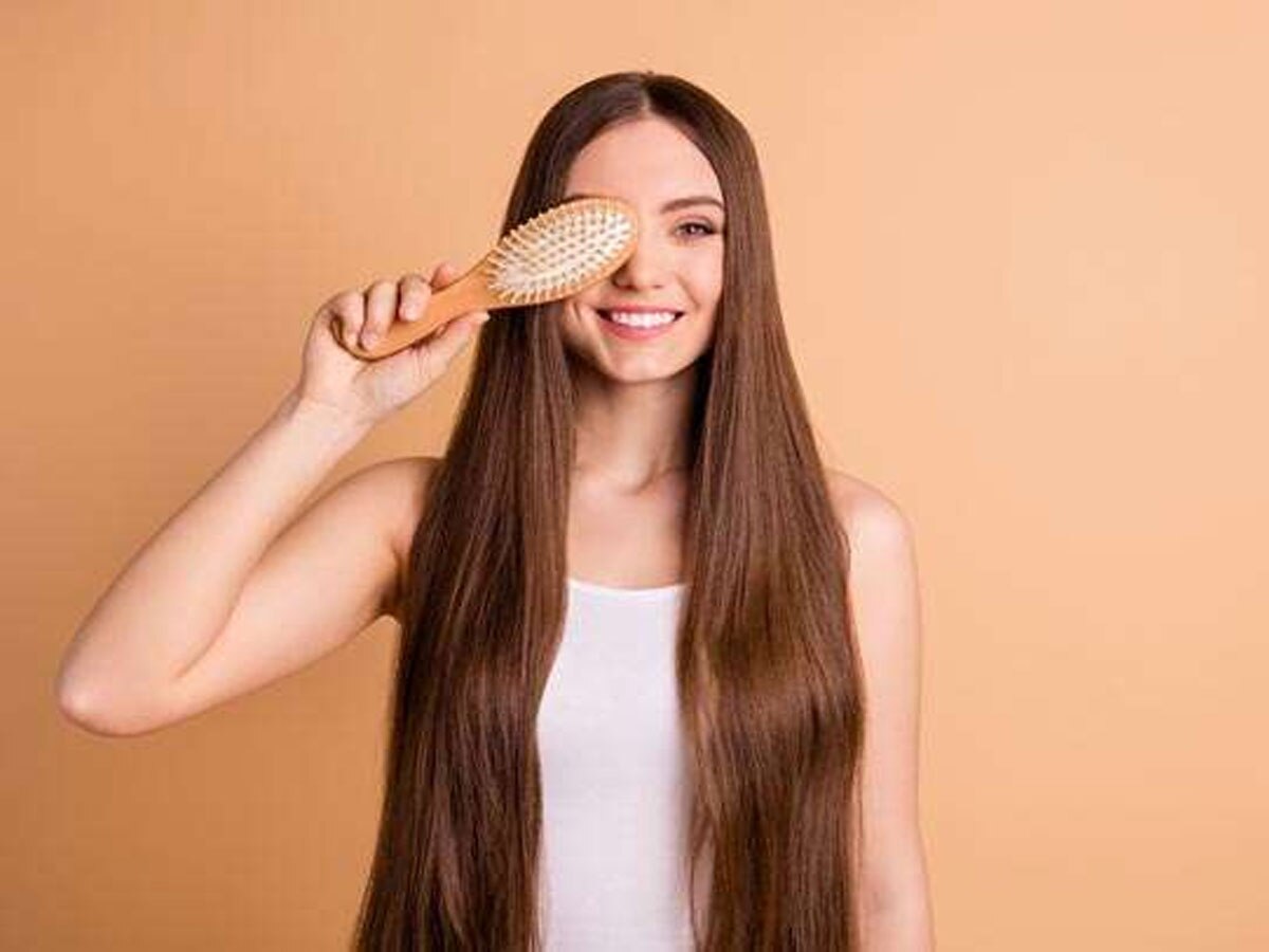 lifestyle news Benefits of combing hair at night these problems will go ...