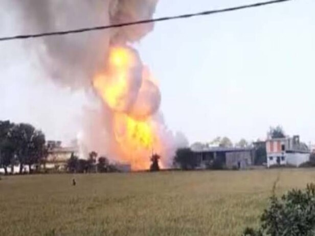 MP Harda firecracker factory explosion Many people died dozens injured ...