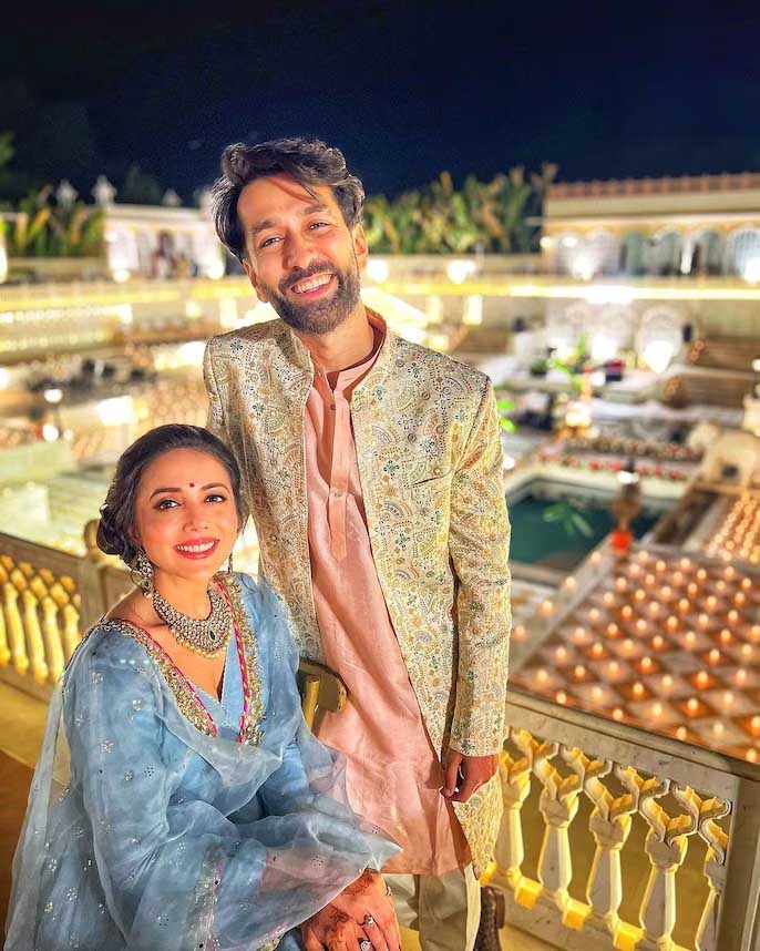 Kashmira Irani Married Akshat Saxena In Lavish Ranthambore