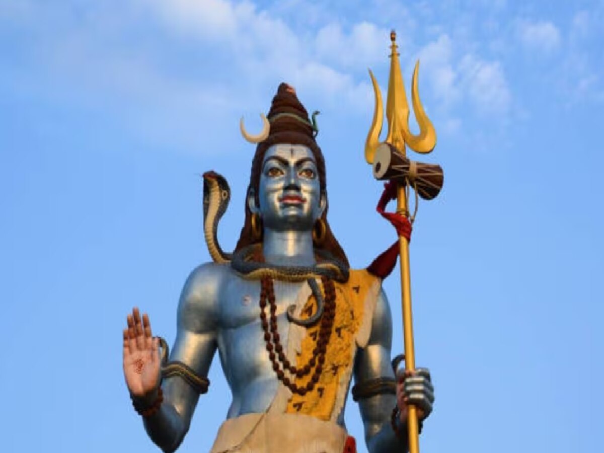 Mahashivratri 2024 date kab hai puja vidhi daan shiv ji ko kya arpit ...