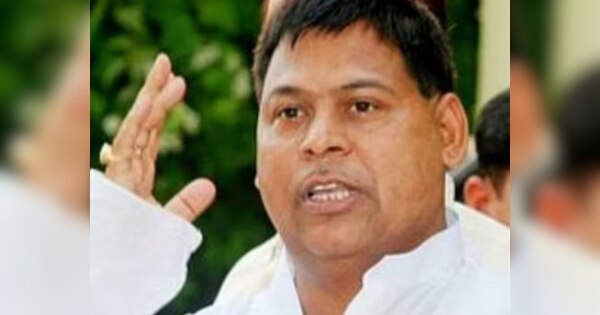 Lalu Yadav brother in law Subhash Yadav surrenders in court for bihta ...