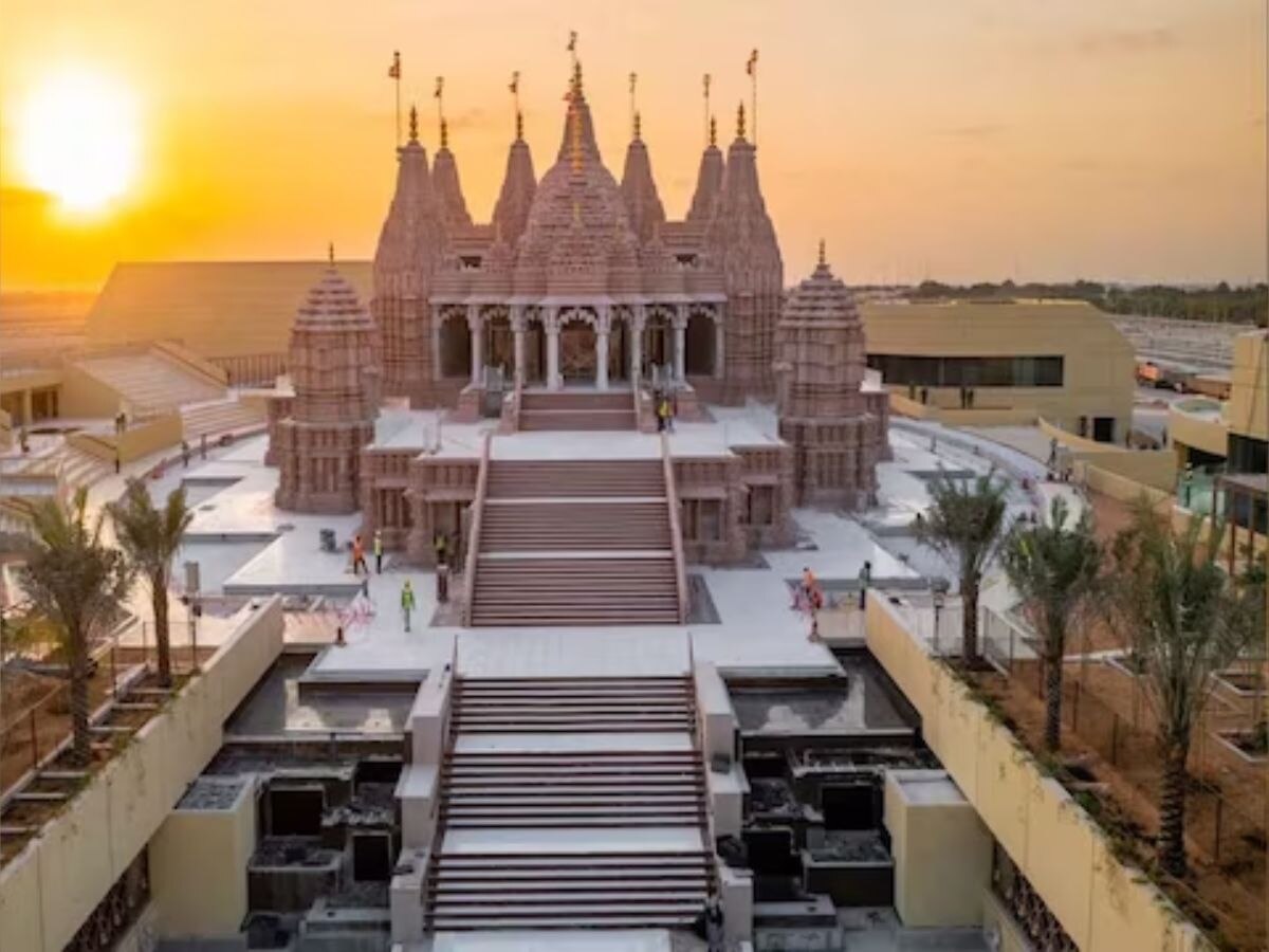 PM Modi inaugurates baps swami narayan hindi mandir UAE bochasanwasi ...