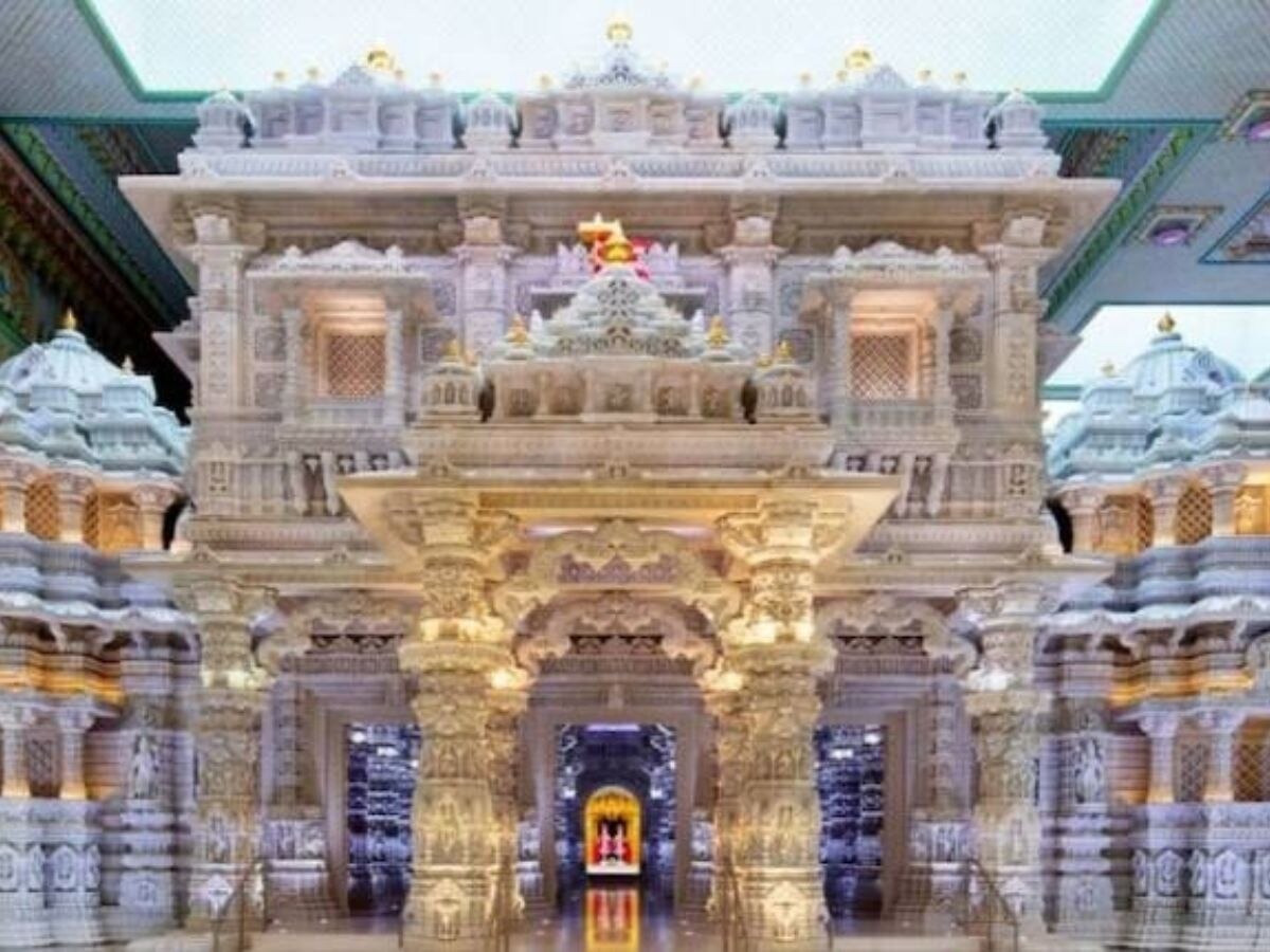 PM Modi inaugurates baps swami narayan hindi mandir UAE bochasanwasi ...