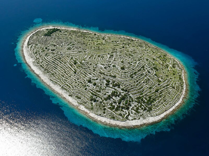 Where is Fingerprint Island Looks Like Thump Shape From the Top ...