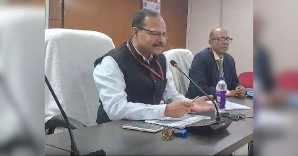 Chhapra DM Aman Sameer says to Ignore Rumours Take Anti-Filarial ...