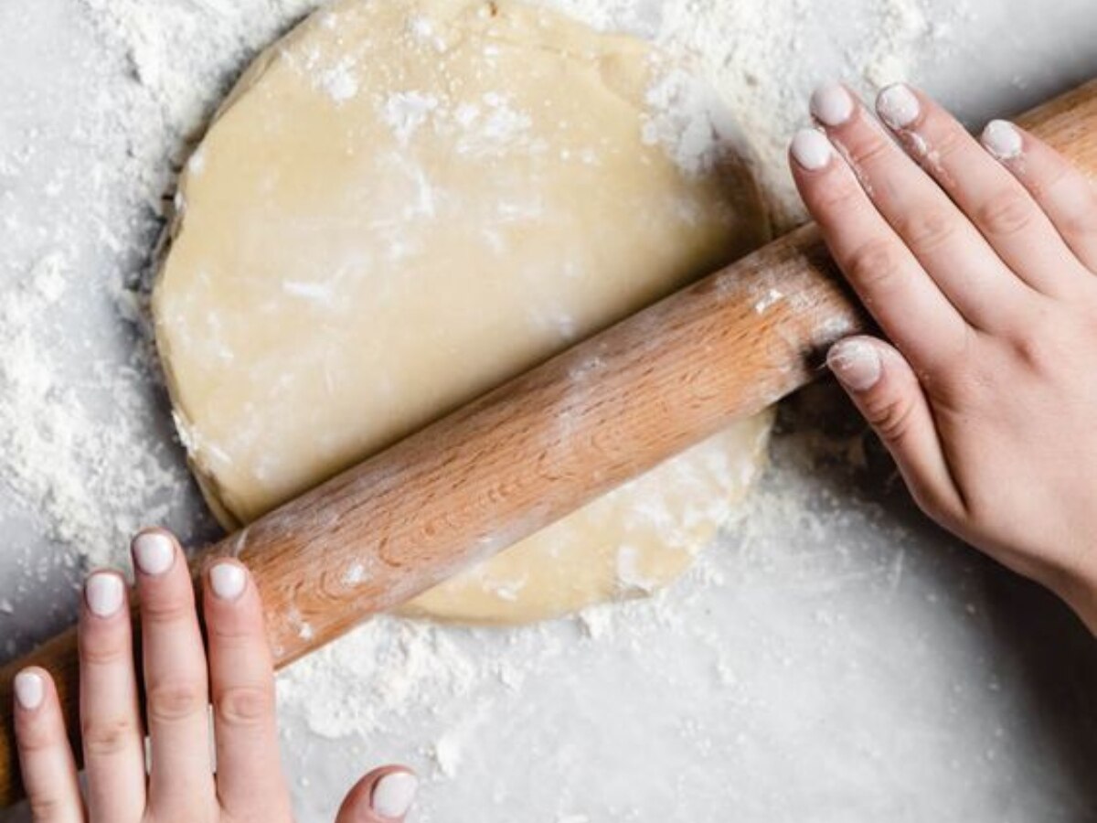 How to fix dough stuck on rolling pin | चकले और बेलन पर चिपक जाता है ...