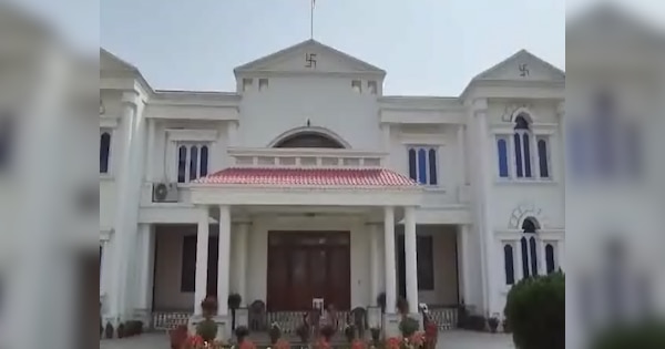 Begusarai BJP MLA Kundan Kumar residence at Firing two accused arrested ...