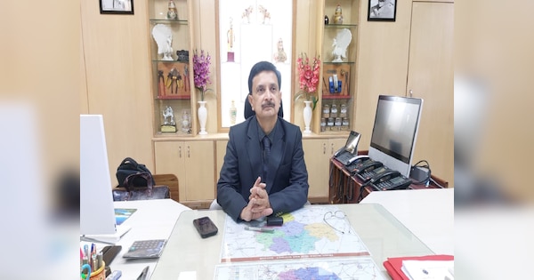Nagaur News Newly appointed District Collector Arun Kumar Purohit took ...