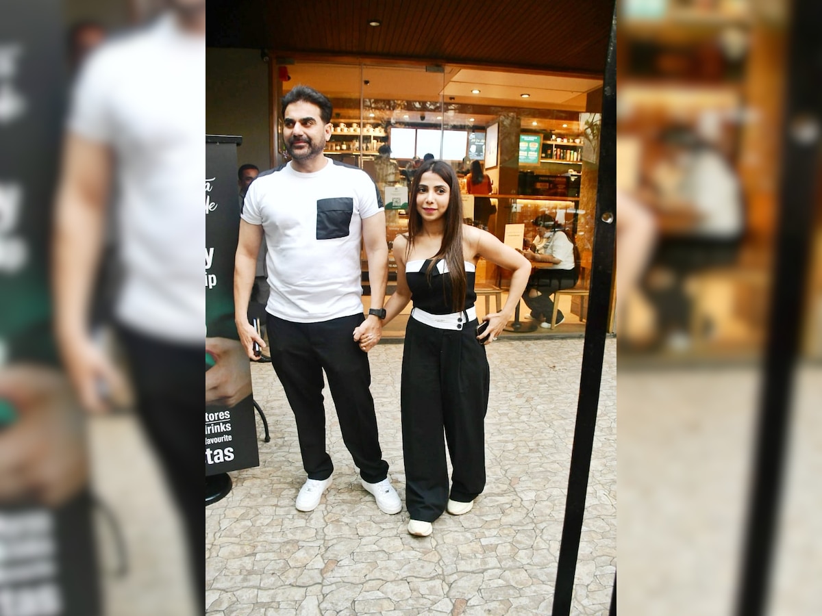 Arbaaz and sshura Khan spotted together couple looks amazing see photos | Photos: एक दूजे का हाथ ...