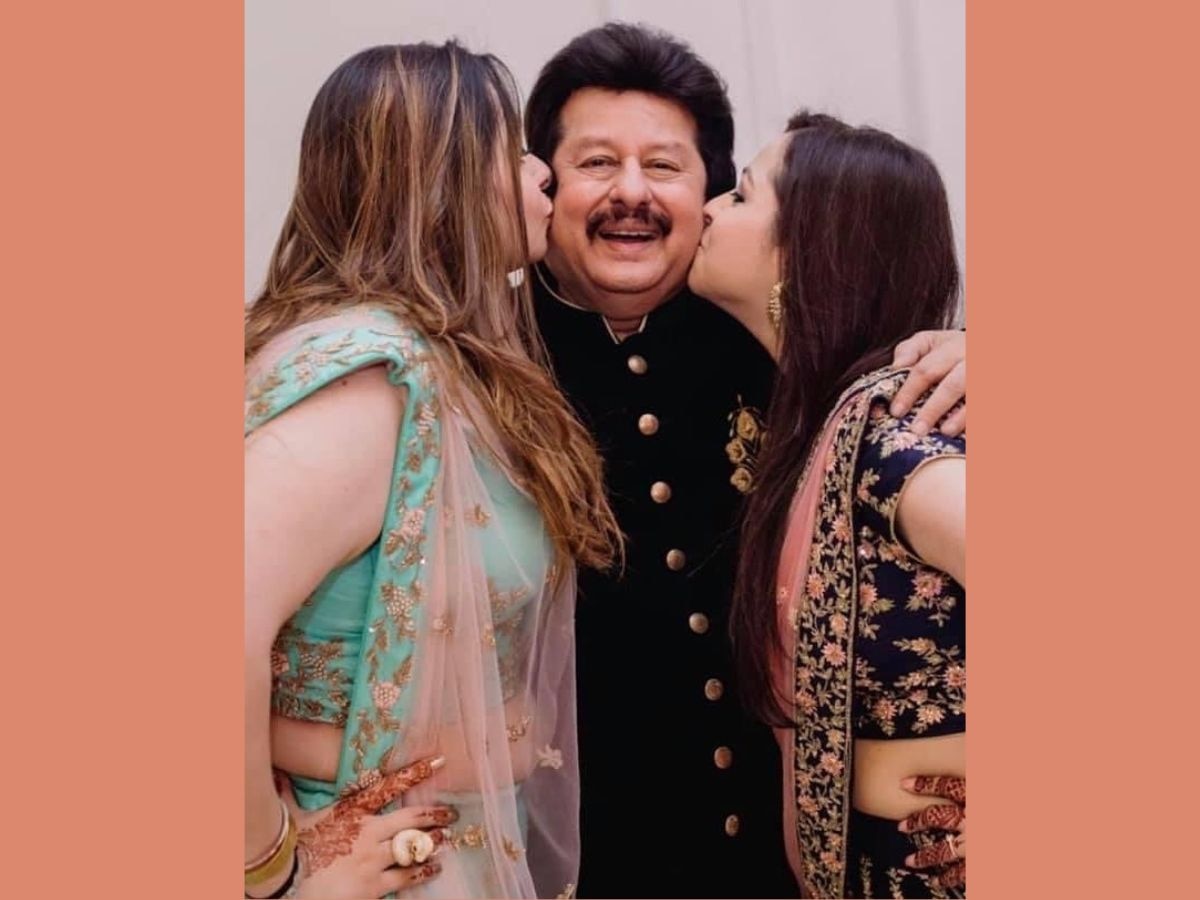 pankaj udhas died know about family wife farida daughter nayaab udhas ...