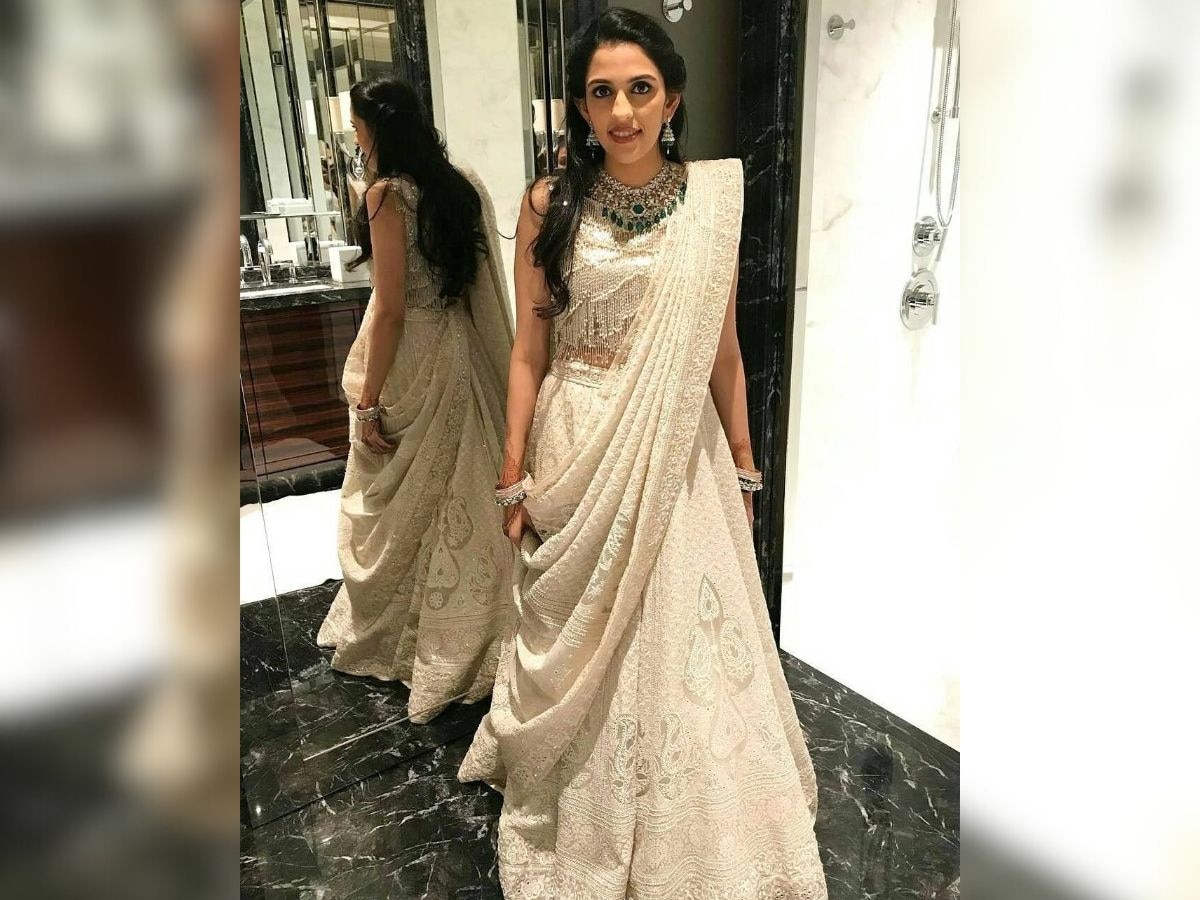 Isha Ambani to Nita Ambani see some beautiful traditional outfits of ...