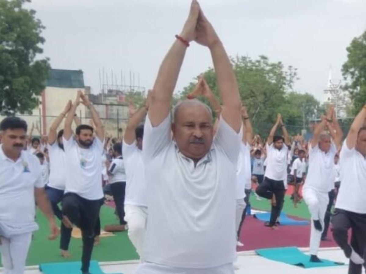 up police bharti board new chief sipahi bharti paper leak know about ...