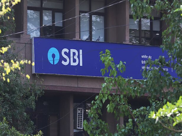 Contempt petition filed against SBI in Supreme Court know What is ...