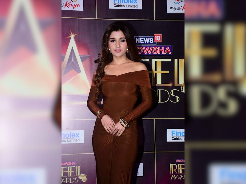 Ananya Panday Shraddha Kapoor medha shankar sonakshi sinha kartik aaryan spotted at reel awards ...