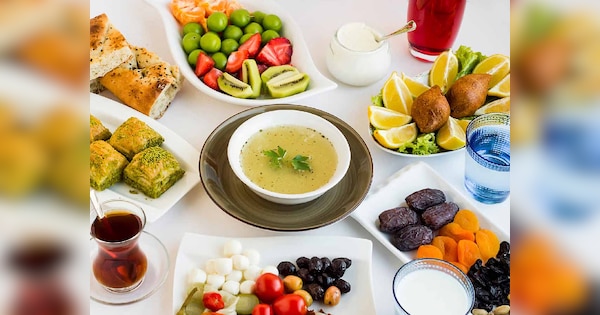 Strategies for Muslims to maintain nutritional balance while fasting during Ramzan | Ramadan ...