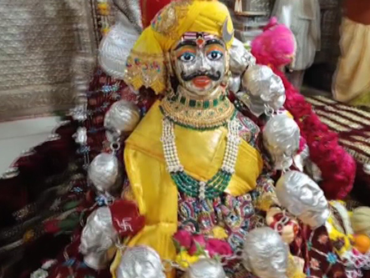 बाबा महाकाल ने दिए 'पंच मुखरविंद' रूप में दर्शन, देखिए तस्वीरें | baba ...