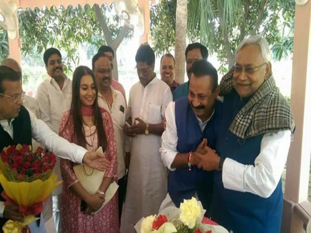 Dr. Ashok Chaudhary had clashed with Lalan Singh in front of Nitish ...