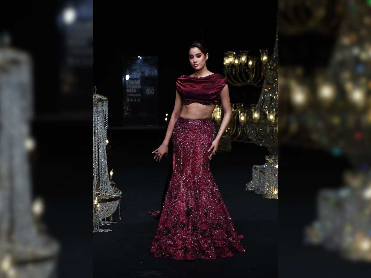 Lakme Fashion Week janhvi kapoor aditya aditi rao hydari parul gulati ...