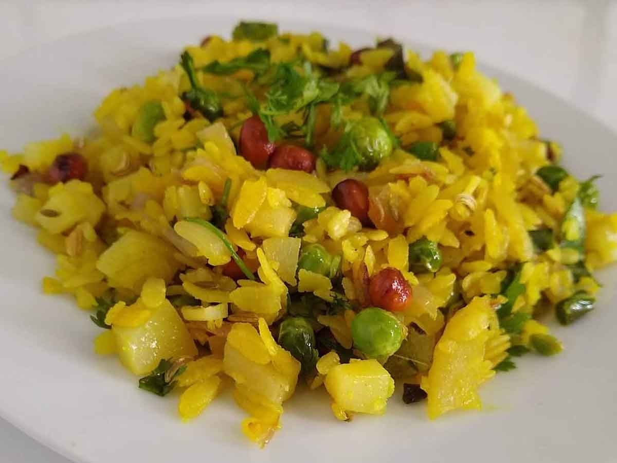 Indore top 5 famous poha dish usal poha tari poha try it taste Types of ...