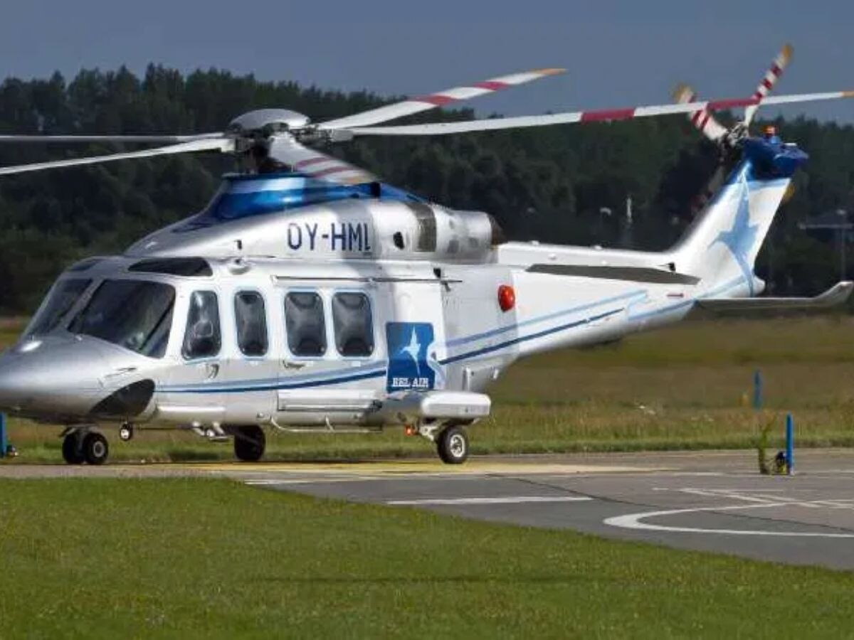 Agusta helicopter Ability to refuel in air speed of 278 km per hour ...