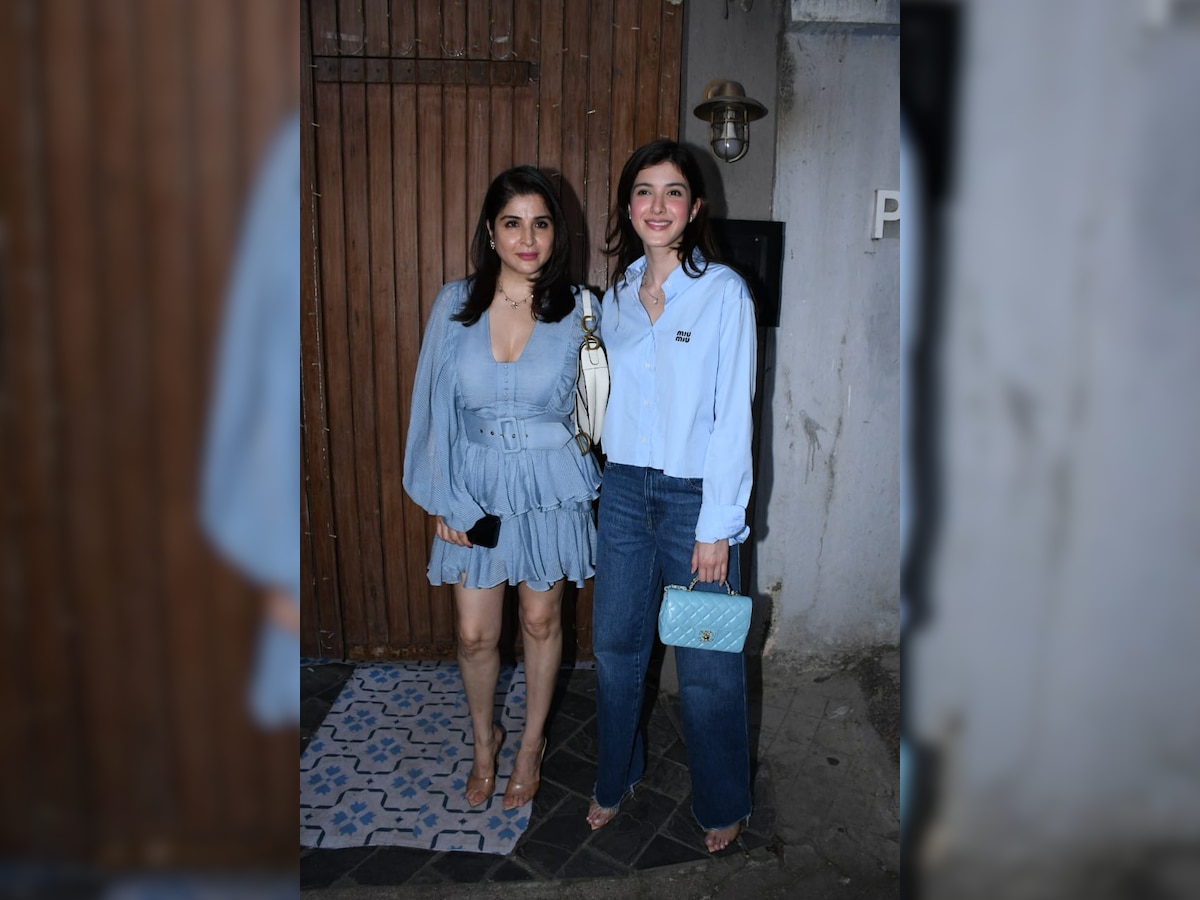 Ananya Panday Sister Alanna Panday Baby Shower at Chikki Panday House ...