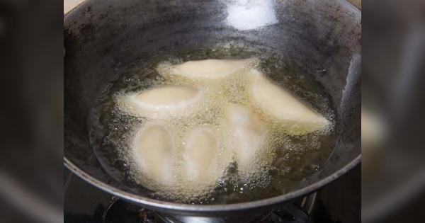 How can I reuse used oil know the right way to store leftover cooking ...