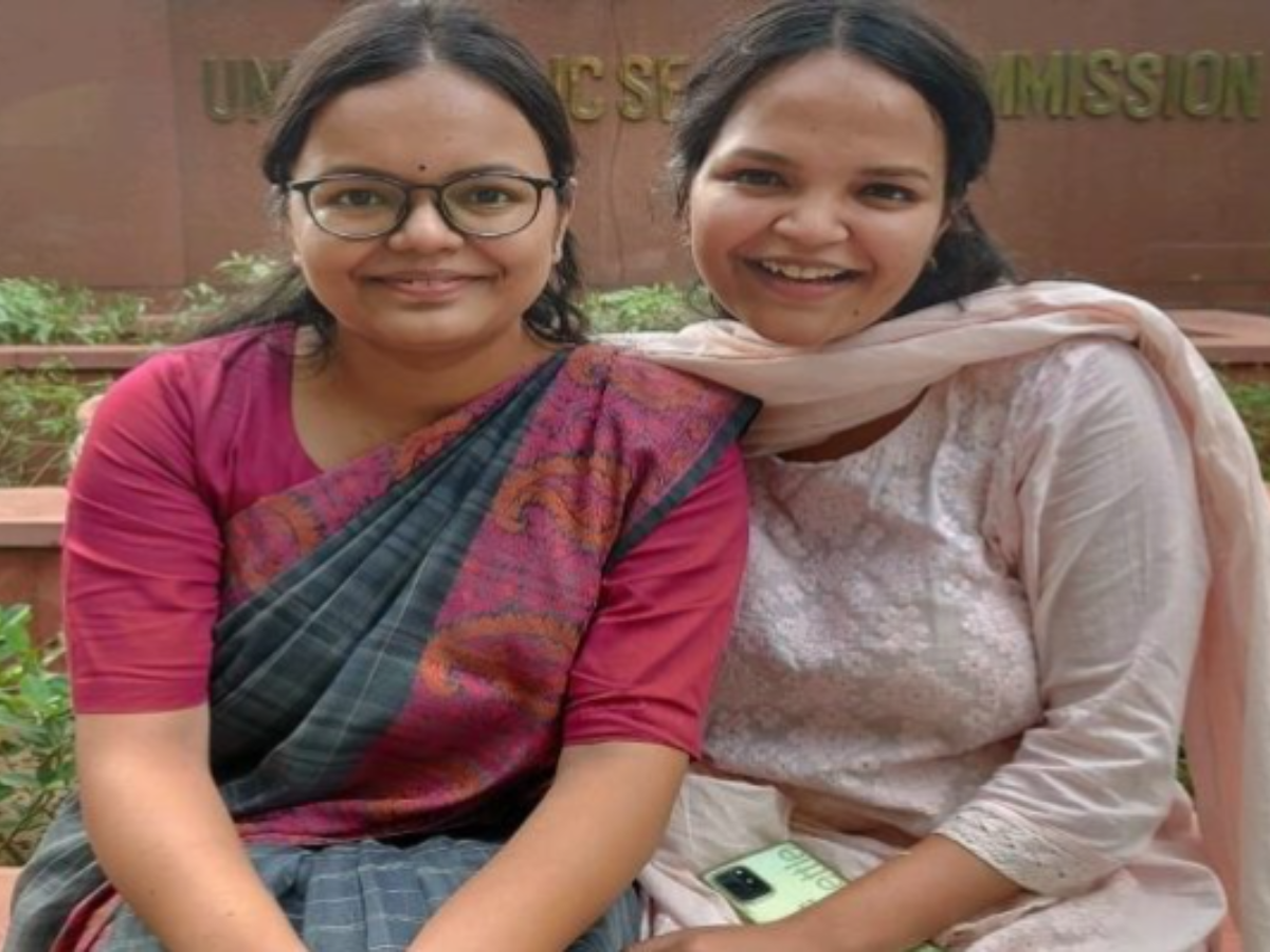 two sisters from delhi simran and srishti cracked upsc exam and became ...