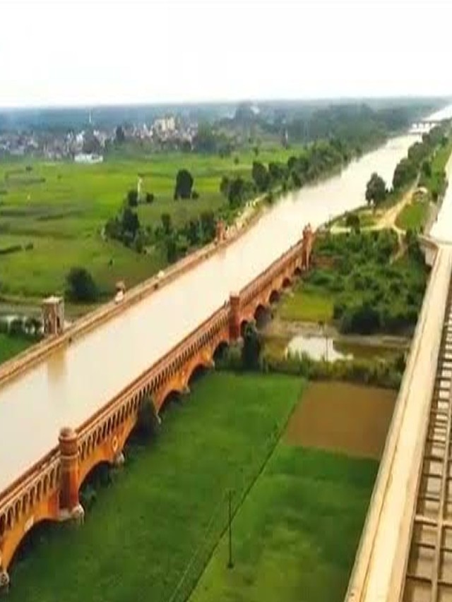 Unique bridge of UP in kasganj jhal pul where River below and canal ...