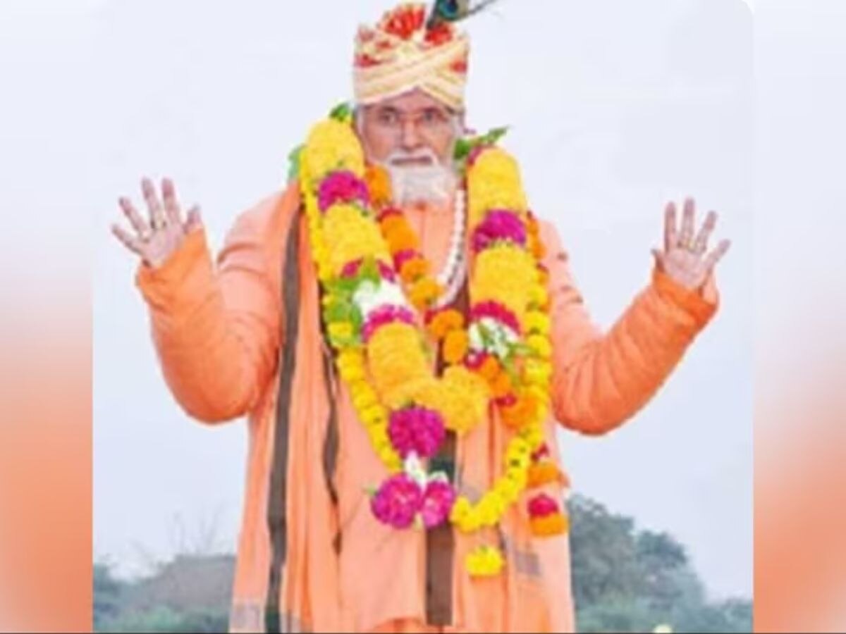 up barabanki parmanand baba died of heart attack famous for blessing ...