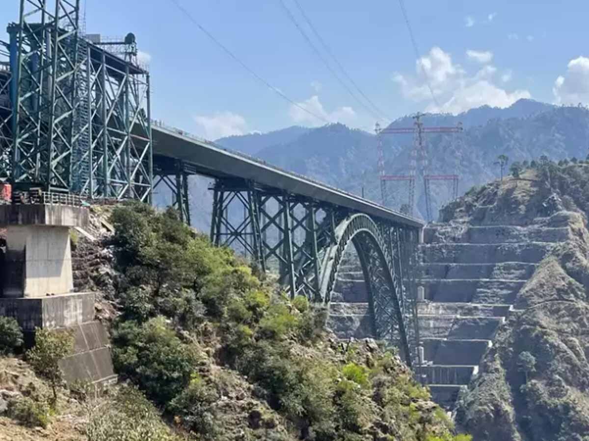 world highest railway bridge chenab bridge may open this year | लागत ...