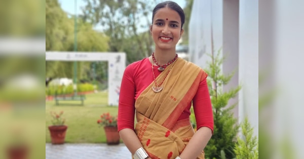 Success Story IAS Laghima Tiwari Cracked UPSC AIR 19 in First Attempt ...