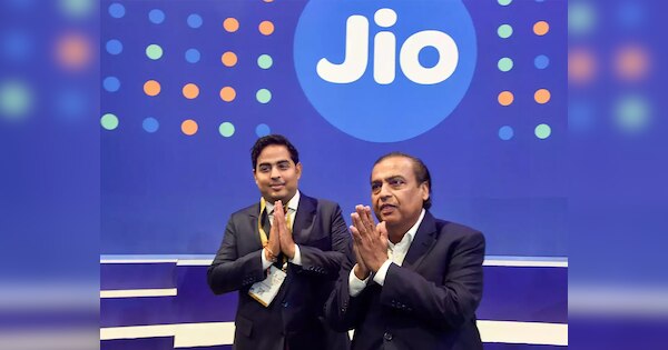 Reliance Jio new cricket recharge plan JioBharat 4G phone Check ...